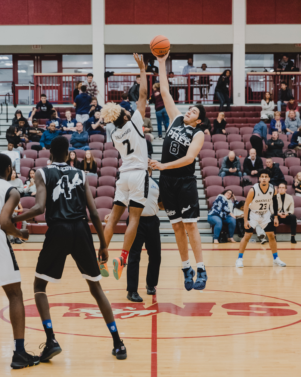 How a high schooler with little basketball training stands out